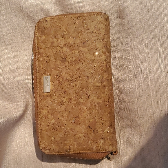 jewell by thirty-one | Bags | Jewell Thirtyone Cork Looking Wallet ...